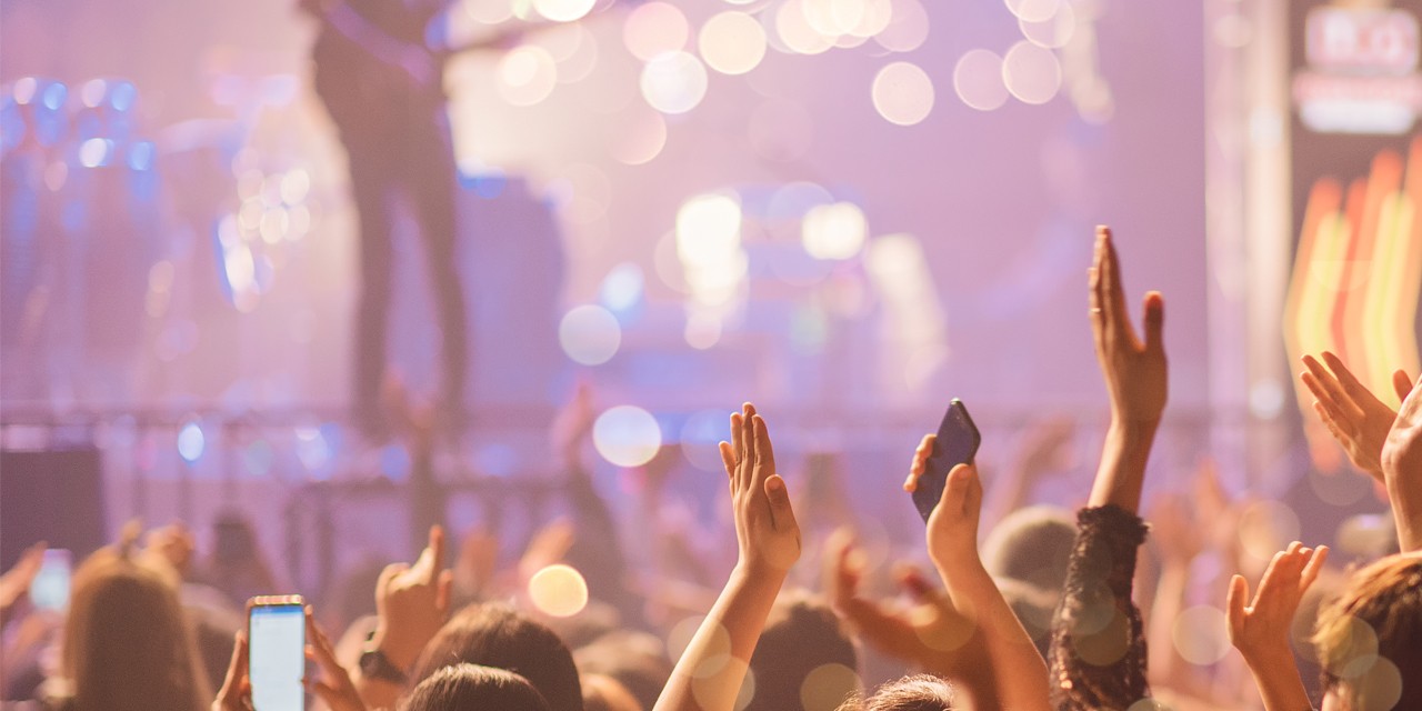 Live music stages a comeback | AGCS